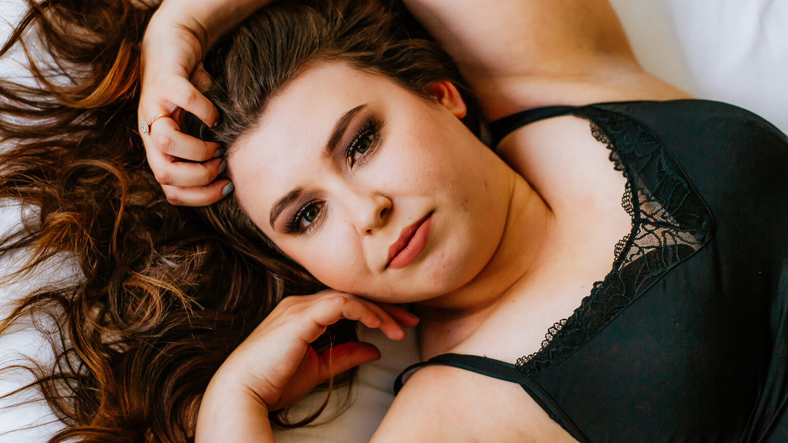 Top 6 Reasons to Book Your Boudoir Photoshoot | Karisa Marie Photography